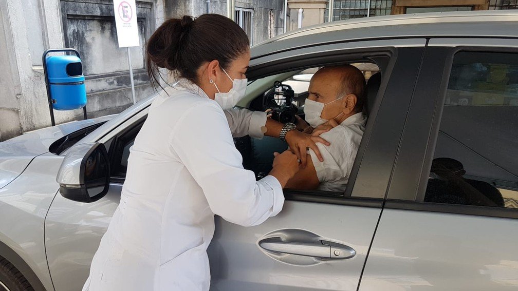 Ator Edson Montenegro é entubado com Covid-19: “Quadro exige cuidados ...