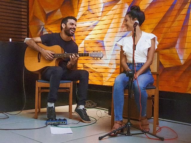 Cantora brasiliense Maíra Guedes lança sua primeira faixa em inglês