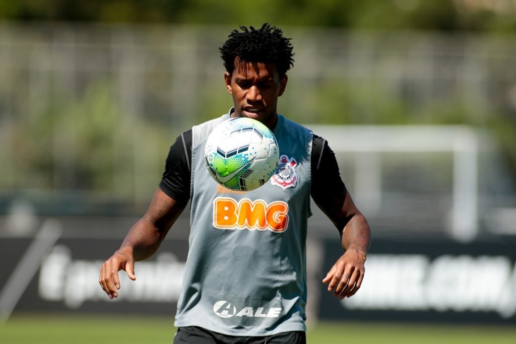 Danilo comandará 8 ex-companheiros diante do Palmeiras; descubra quais ...