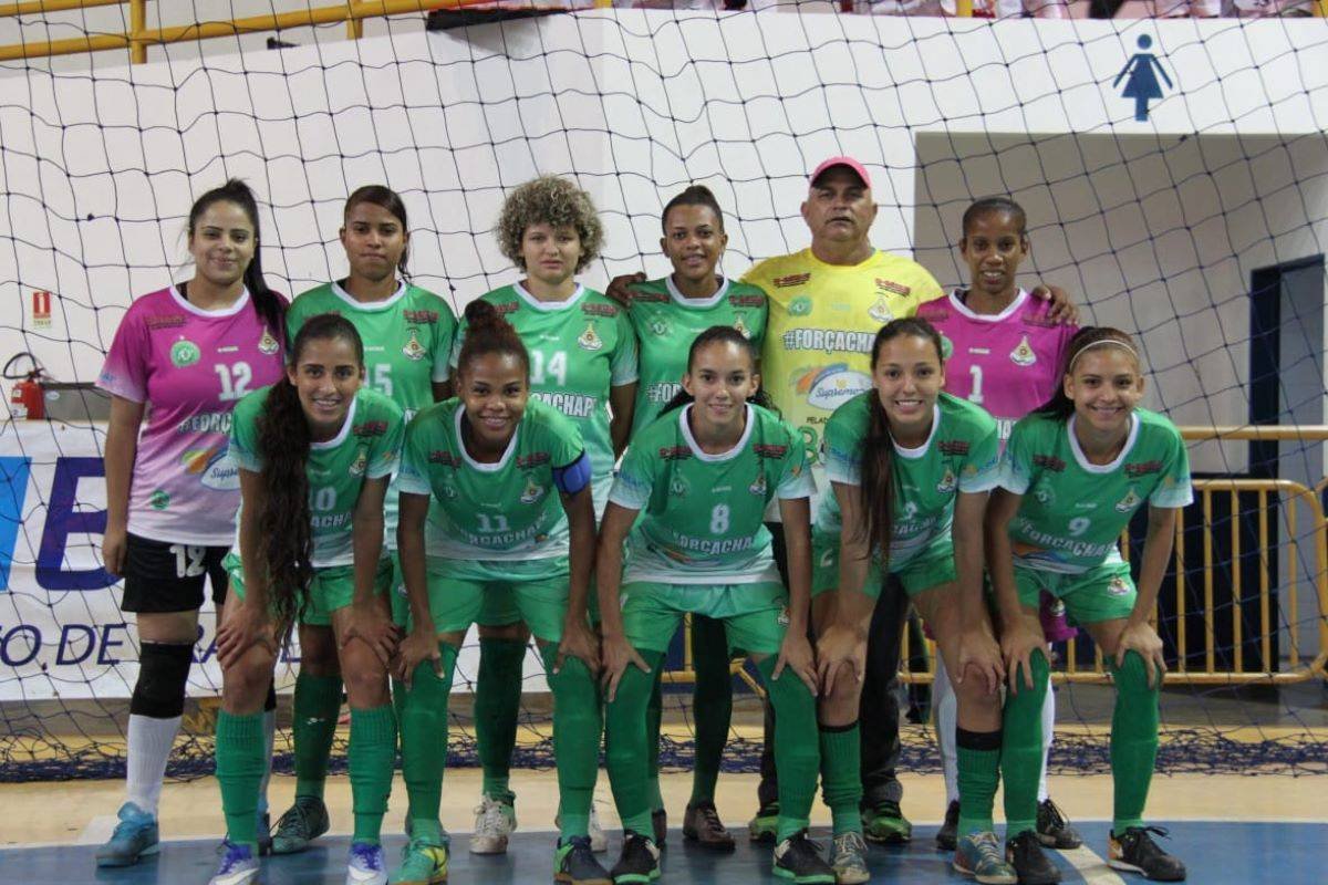 Treinador que revelou talentos do DF no futsal morre de Covid-19 ...