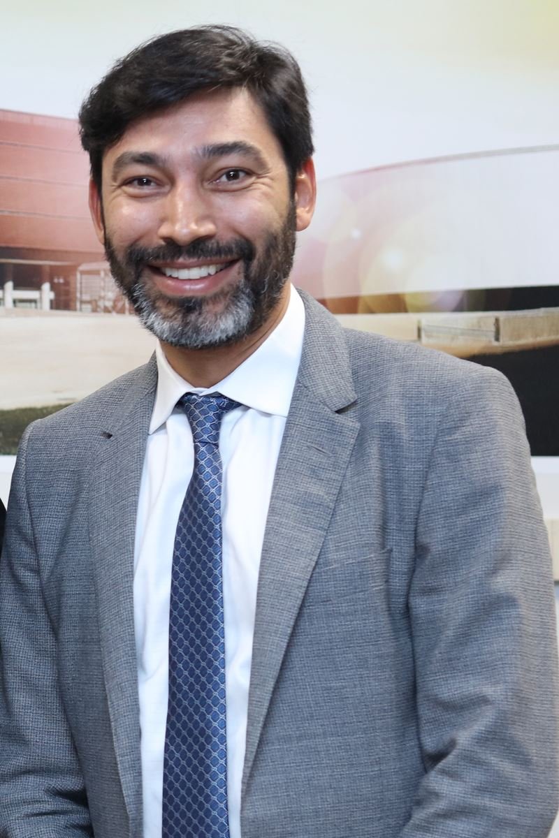 Diretor da RecordTV, Luciano Ribeiro Neto festeja dupla comemoração ...