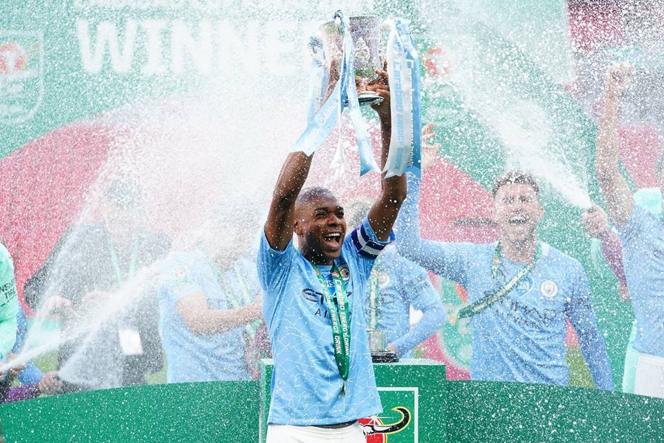 Manchester City bate Tottenham e conquista a Copa da Liga pela 8ª vez ...