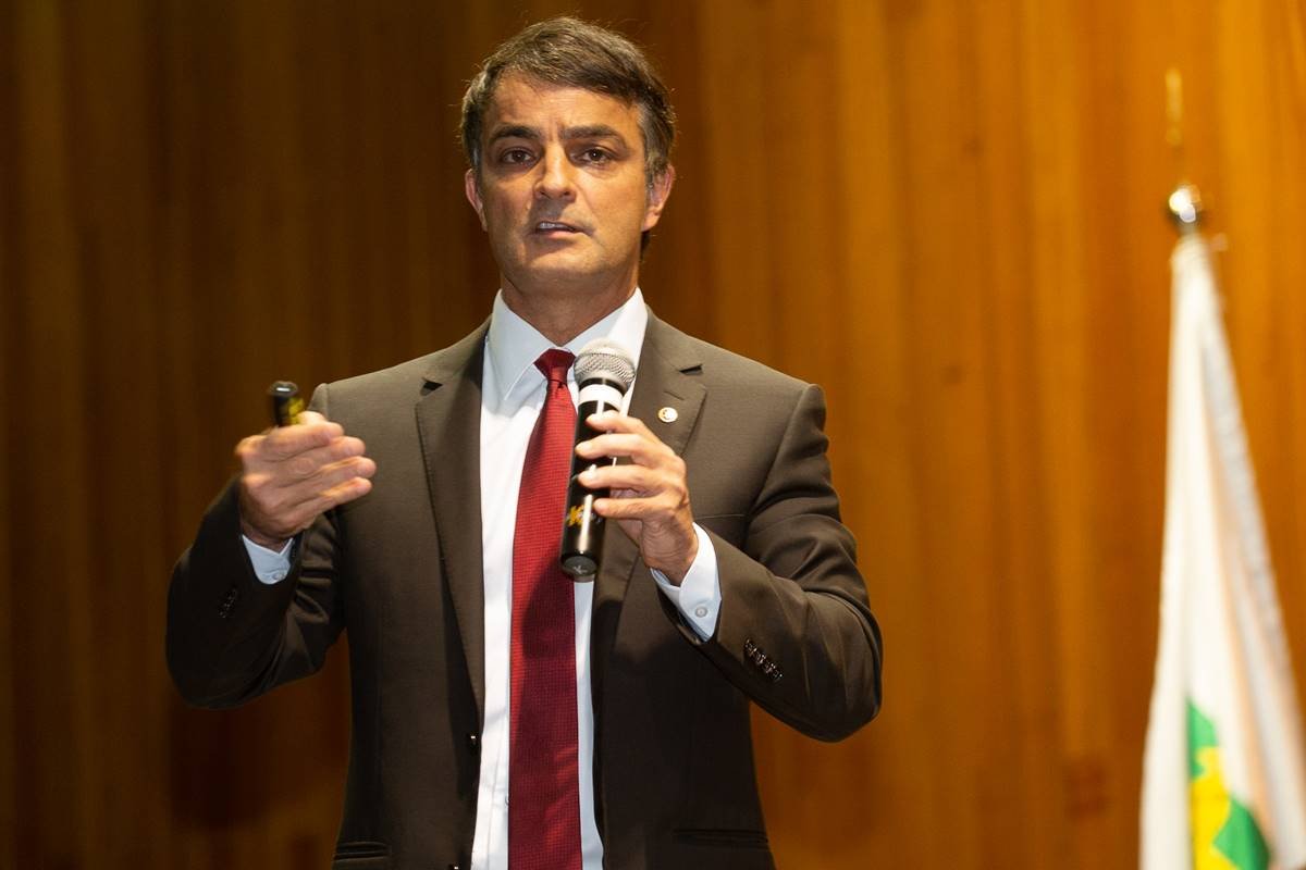 Leonardo Roscoe Bessa é nomeado para o cargo de desembargador do TJDFT ...