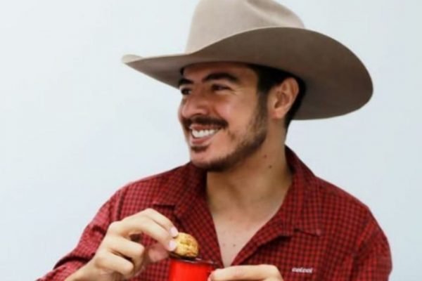 Estilo agroboy: conheça Jacques Vanier, goiano que bomba nas redes