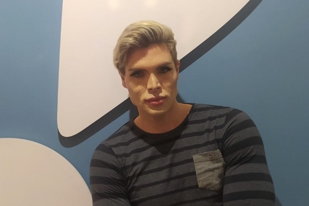 ken humano | Metrópoles