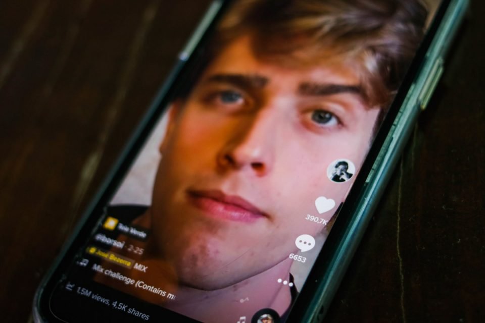 Fenômeno Borsoi: brasiliense atinge 1 milhão de seguidores no TikTok ...