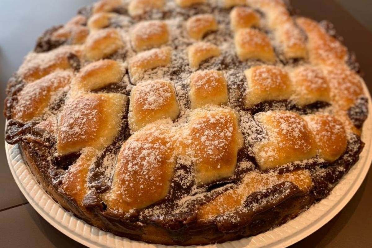 Leve o lanche a outro nível com a receita do bolo bomba de chocolate ...