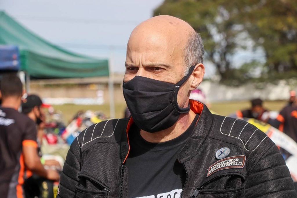 Com participação de Piquet e Paco Britto, DF retoma provas de kart ...