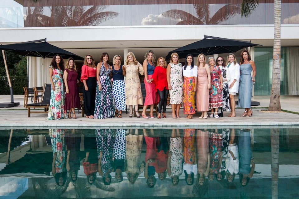 Sonia Lim, Mércia Crema e Dani Kniggendorf ganham festa de aniversário