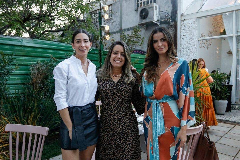 Chá da tarde com influencers agita lançamento da marca ELLA