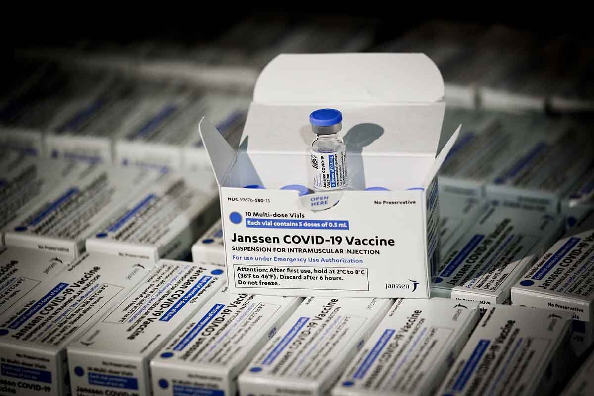 Ministério da Saúde tem 31,7 milhões de doses da Janssen estocadas ...