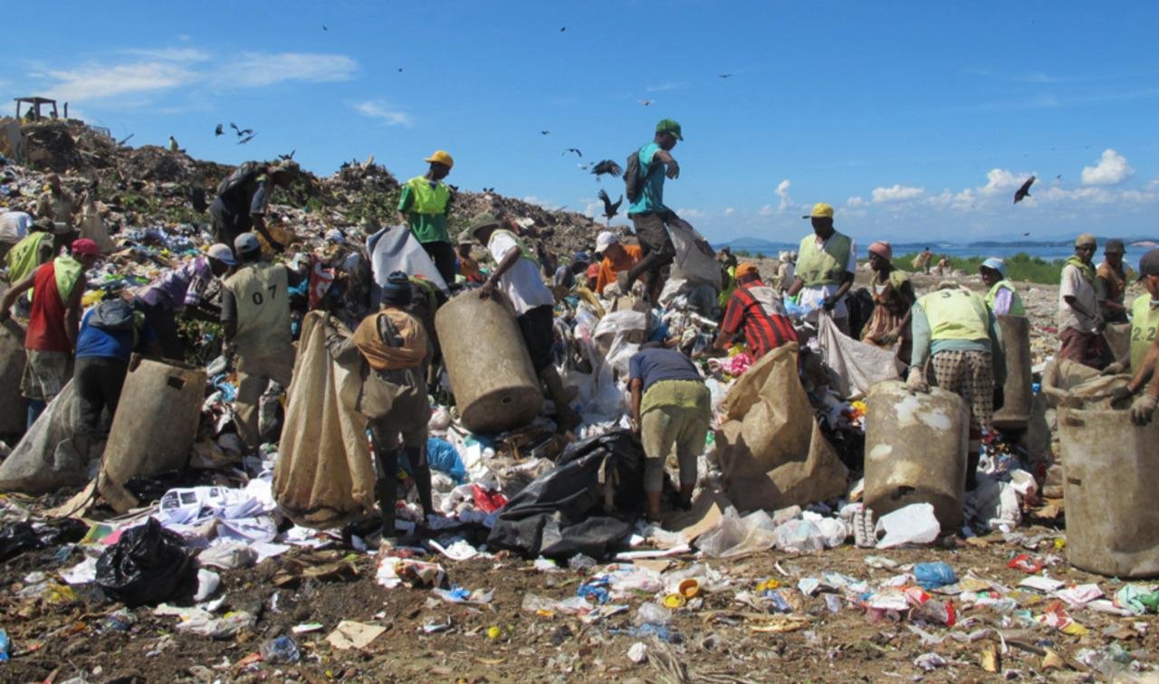 Getty Images é processada por catadores de lixo de Jardim Gramacho