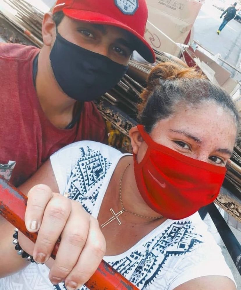 Catadora cria projeto de doação de itens de beleza a moradoras de rua ...