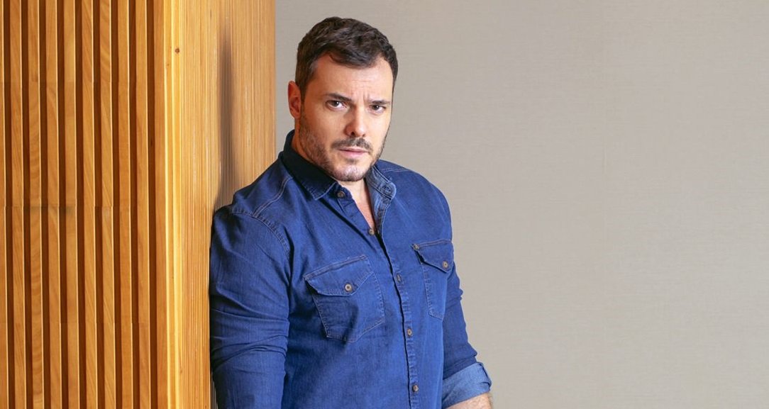 Daniel Andrade fala de convite para viver Lúcio em Verdades Secreta 2 ...