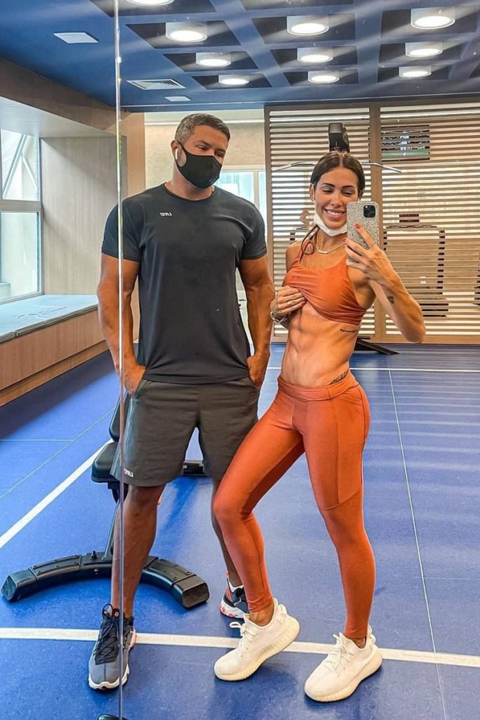 Bella Falconi revela hábitos saudáveis e segredos do corpo fitness | Metrópoles