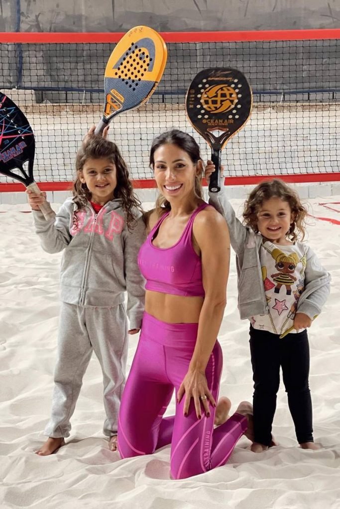 Bella Falconi revela hábitos saudáveis e segredos do corpo fitness | Metrópoles