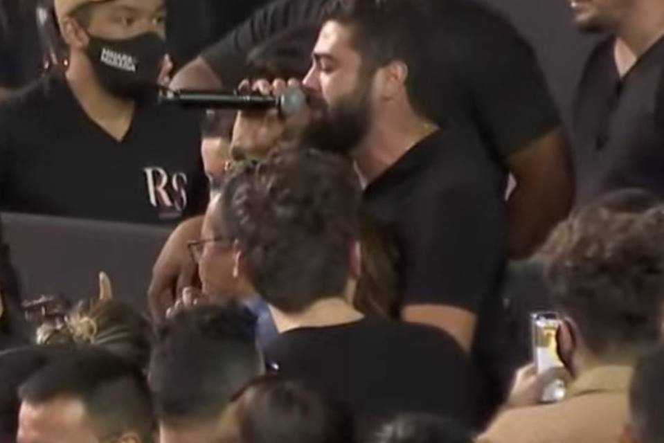 Por que a nova versão de Henrique atrai tanto as mulheres? Entenda ... Por que a nova versão de Henrique atrai tanto as mulheres? Entenda ...