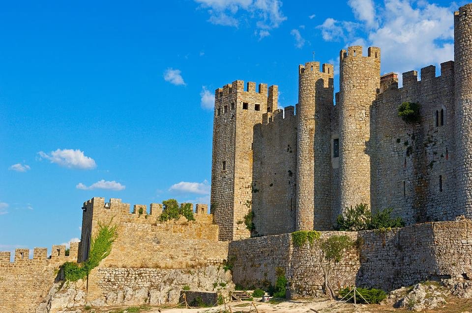 Confira 12 castelos que você pode se hospedar e ter um dia de realeza ...