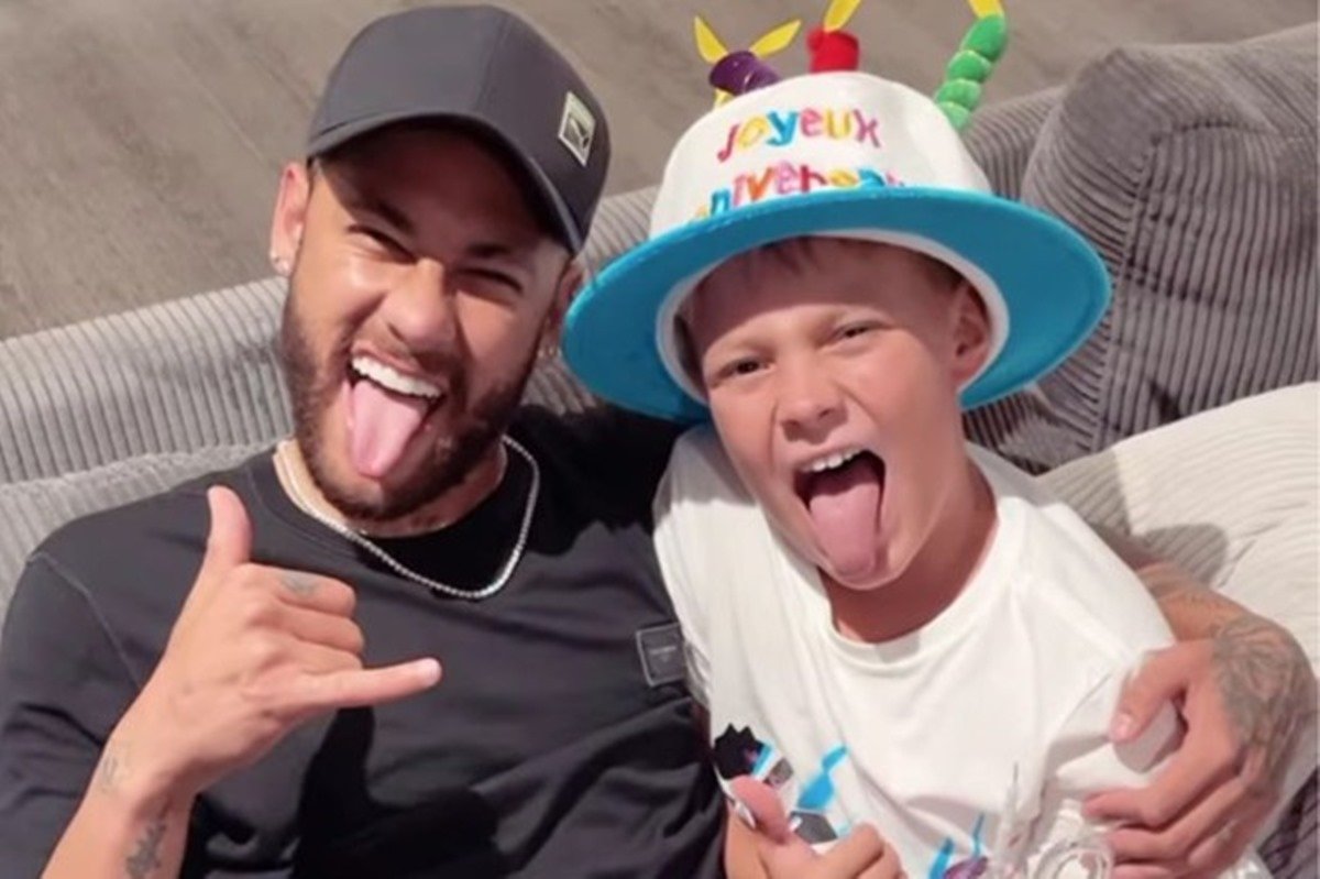 Neymar revela em documentário que sente falta do filho David Lucca ...