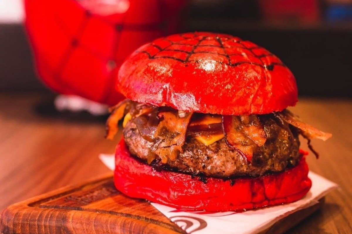 Heróis Burger Chega A Brasília Com Sanduíche De Harry Potter E Hulk