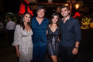 Empresário Marcos Cardoso celebra 60 anos no Wine Garden | Metrópoles