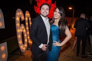 Empresário Marcos Cardoso celebra 60 anos no Wine Garden | Metrópoles