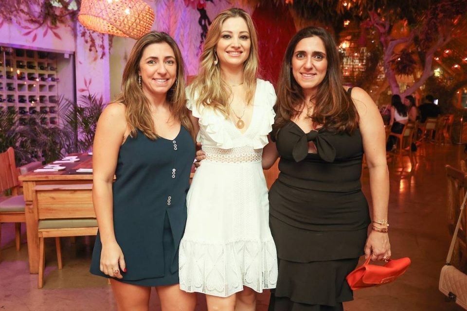 Carol Kalil celebra aniversário com amigas no badalado complexo Maaya ...