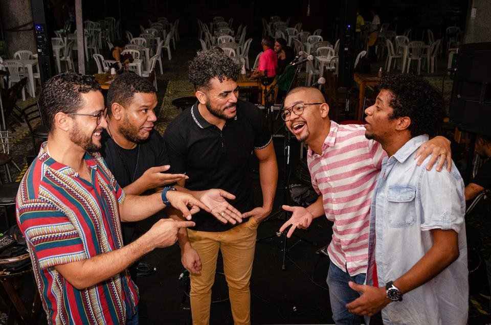 Nova geração do samba renova repertório para fidelizar público jovem ...