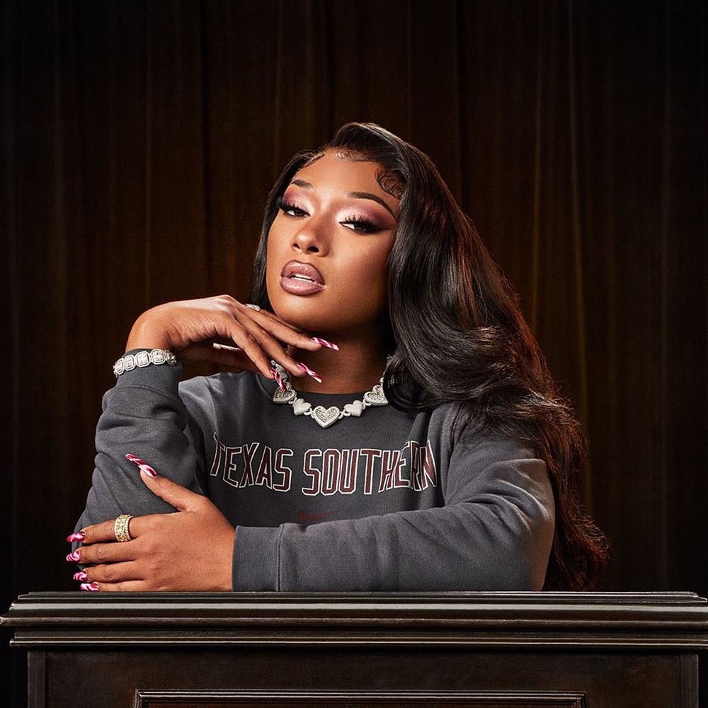 Rapper Megan Thee Stallion se forma em faculdade do Texas | Metrópoles