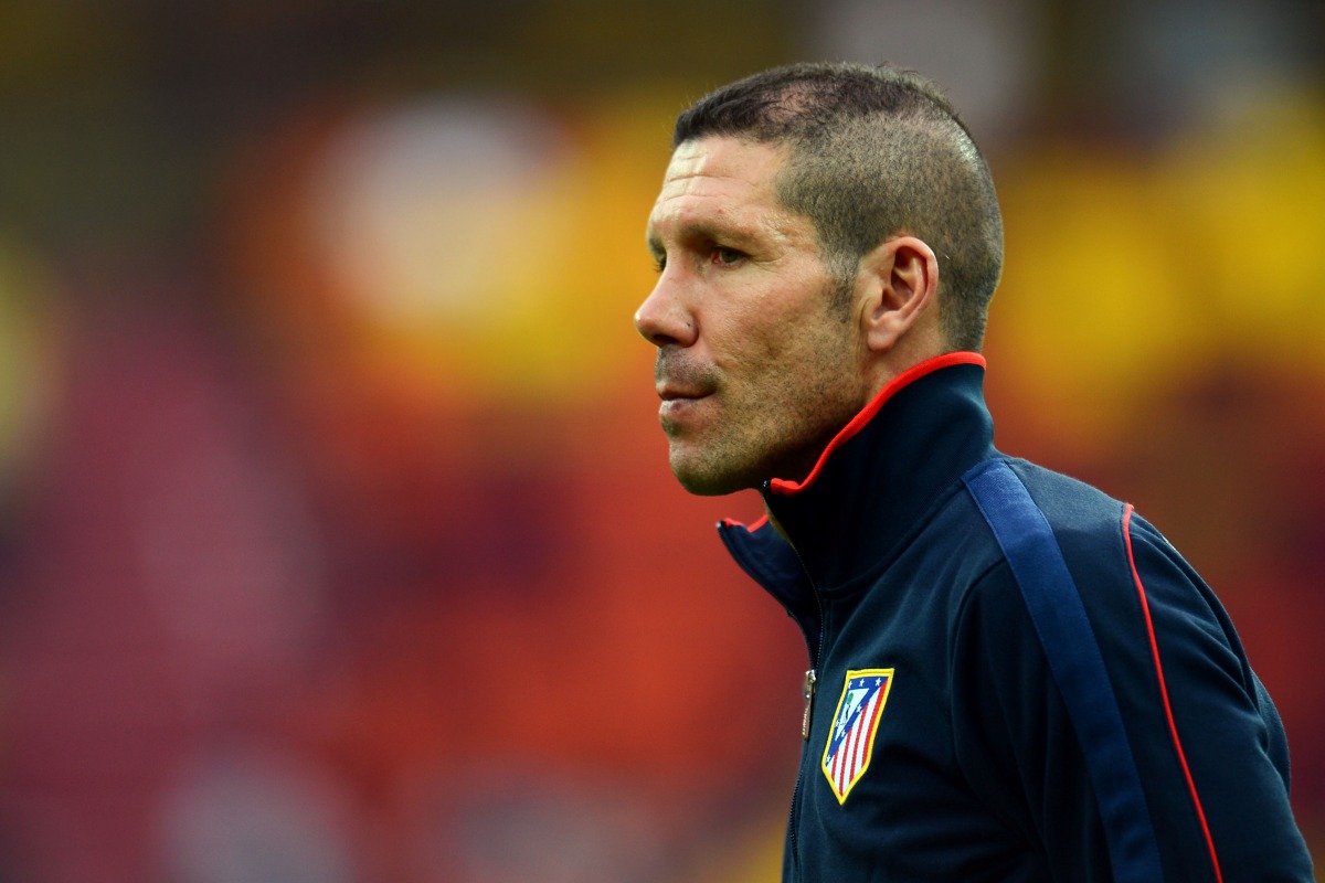 Simeone cutuca Xavi antes de clássico entre Barcelona e Atlético ...