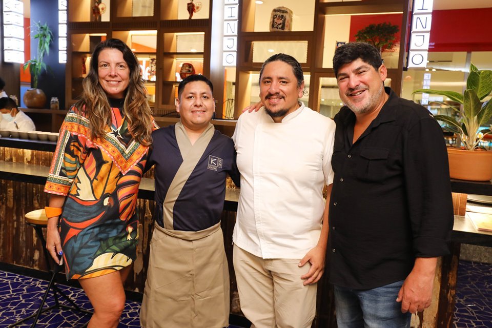 Convidados participam de jantar degustação no novo restaurante Kinjo