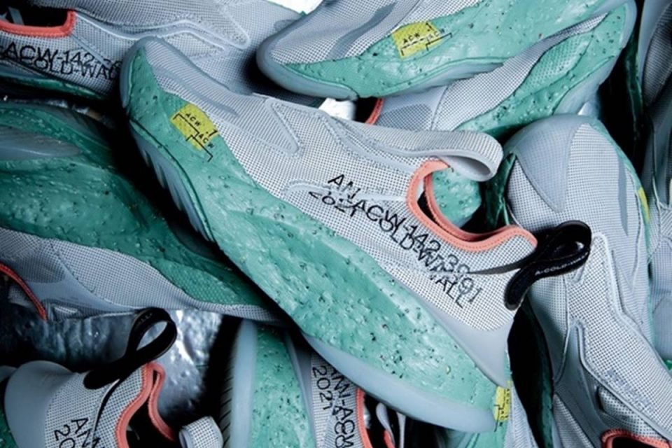 Samuel Ross, da A-Cold-Wall, lança releitura para tênis da Converse ...