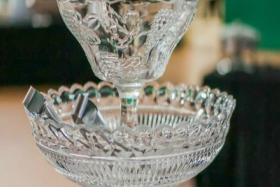 Peças de decoração transparentes para deixar a casa mais elegante ...