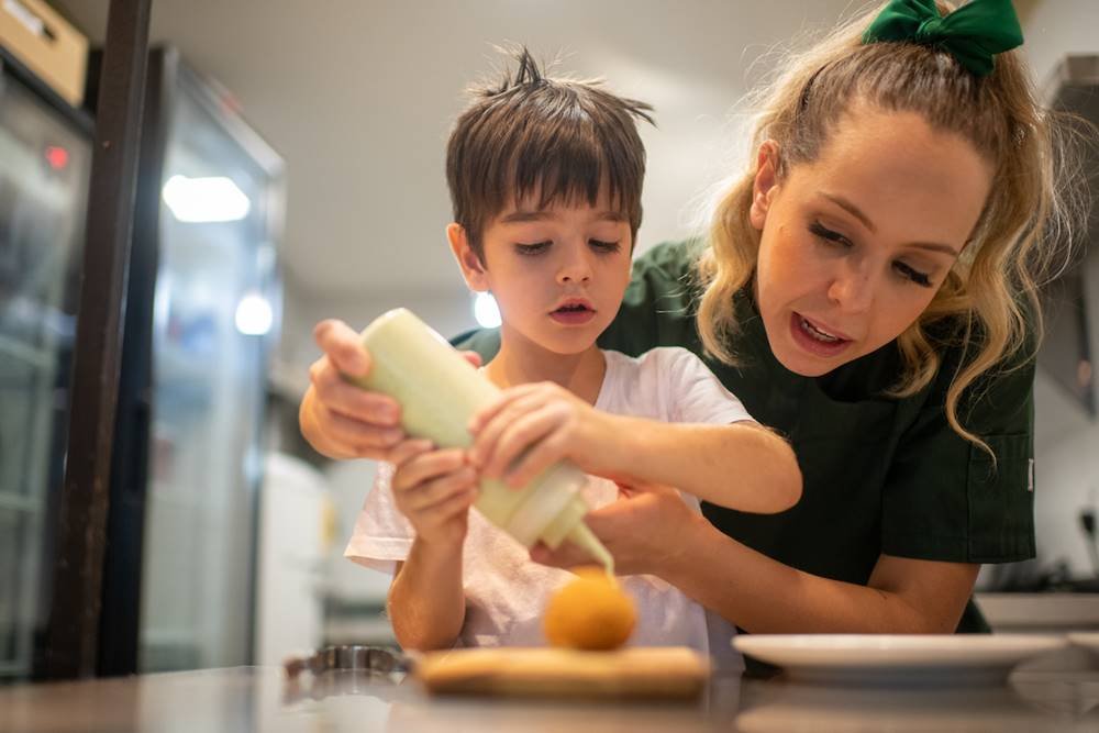 Mãe e chef, Babi Frazão fala sobre jornada dupla: “Amor incondicional ...