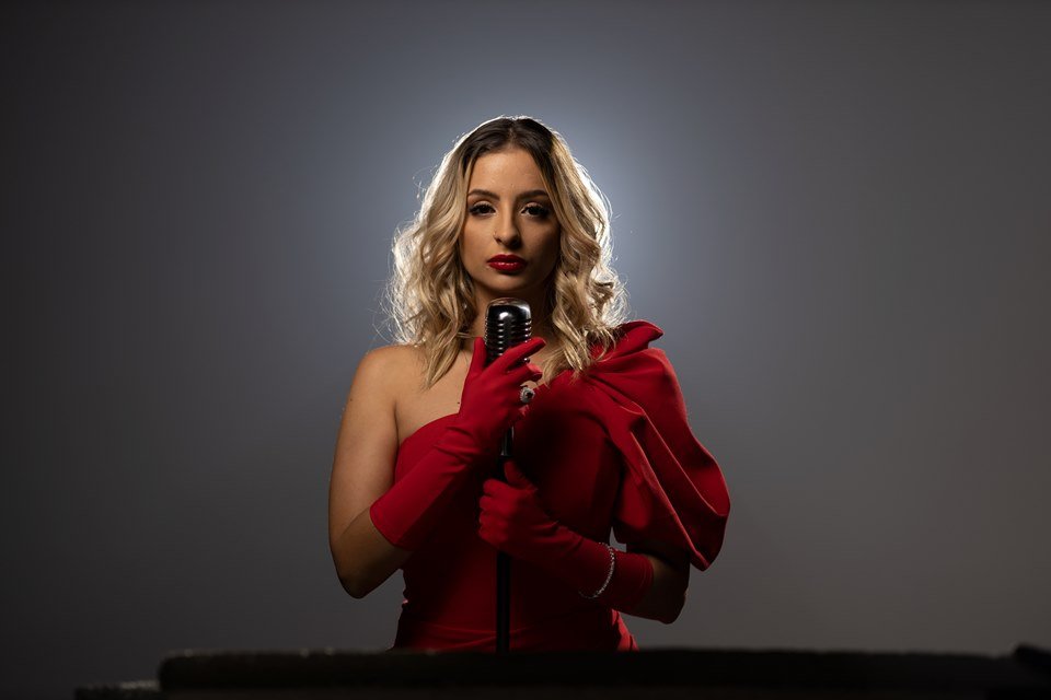 Juliana Marques inicia nova fase da carreira com single Se Você Voltar | Metrópoles