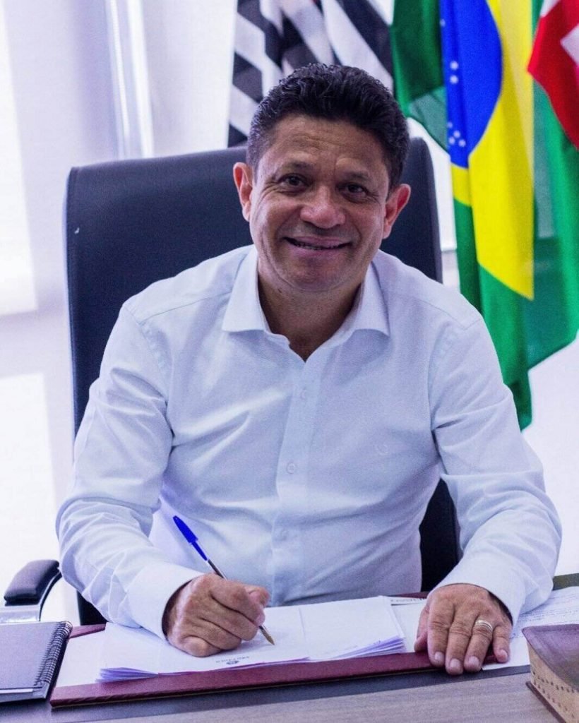 Vereadores de SP aprovam lei que cria o Dia da Harmonização Facial ...