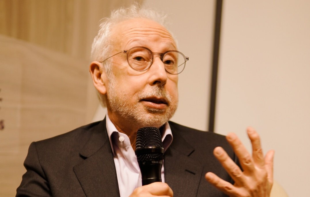 Pérsio Arida defende a unificação de tributos em seminário | Metrópoles