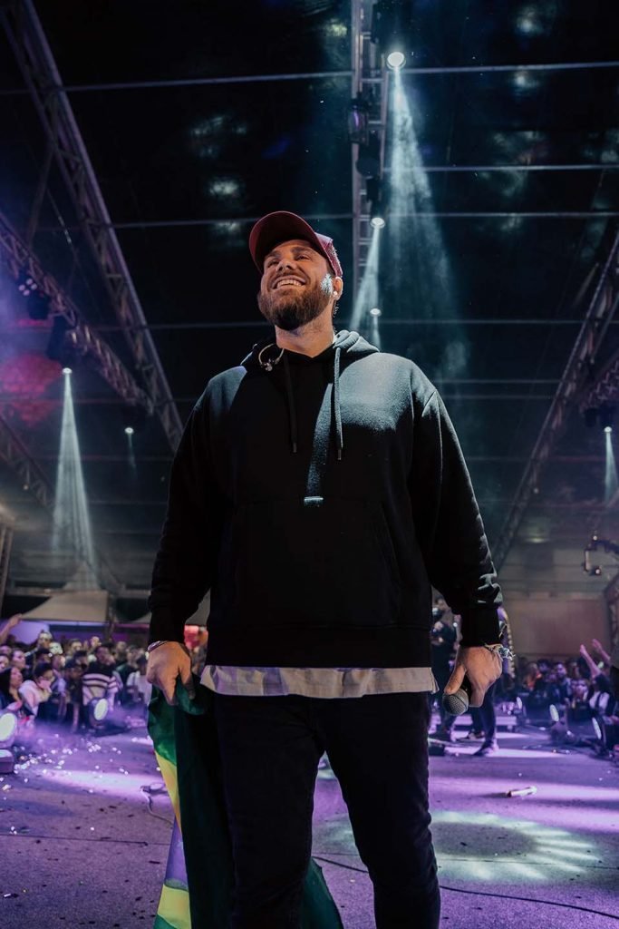 Andre Fernandes vai reunir milhares de pessoas no RJ, SP e Brasília ...