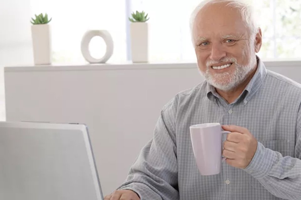 Húngaro do meme “rindo de nervoso” visita o Brasil e repete pose em SP ...