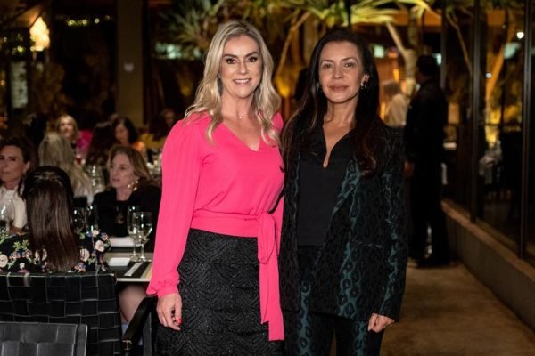 Elisa Monteiro ganha festa das amigas Margarida Kalil e Roseane Jordão ...