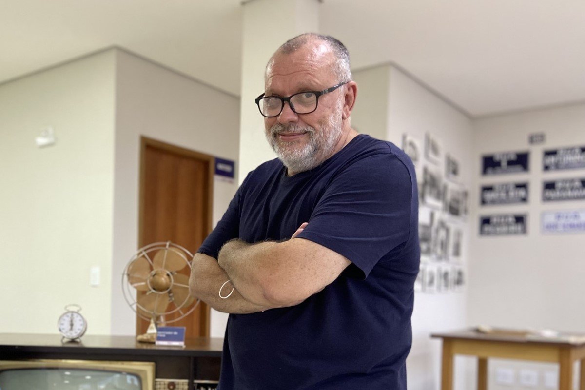 Alexandre Kieling lança livro sobre TV e convergência digital no DF ...