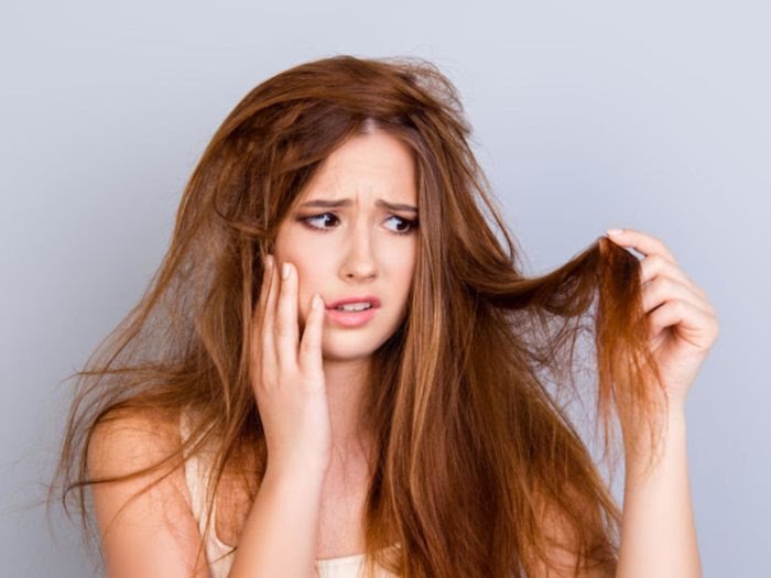 Cabelo seco e ressecado: saiba qual a diferença e como tratá-los ...