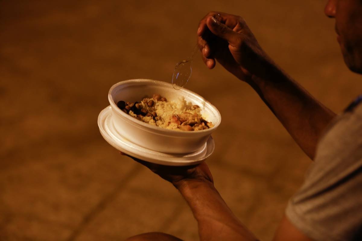 Relatório da ONU mostra que Brasil tem 21 milhões de pessoas com fome ...