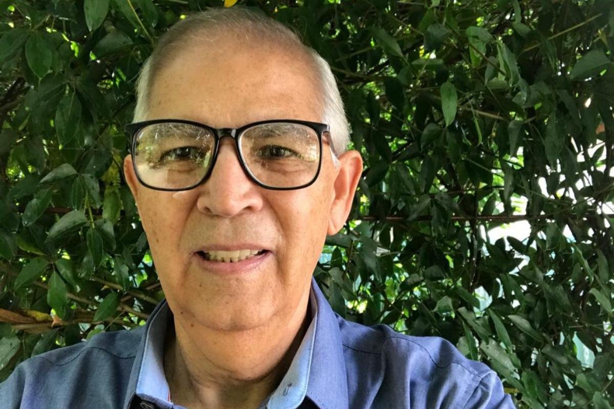 Morre Newton De Castro Presidente Do Clube De Engenharia Aos 77 Anos Morre Newton De Castro Presidente Do Clube De Engenharia Aos 77 Anos