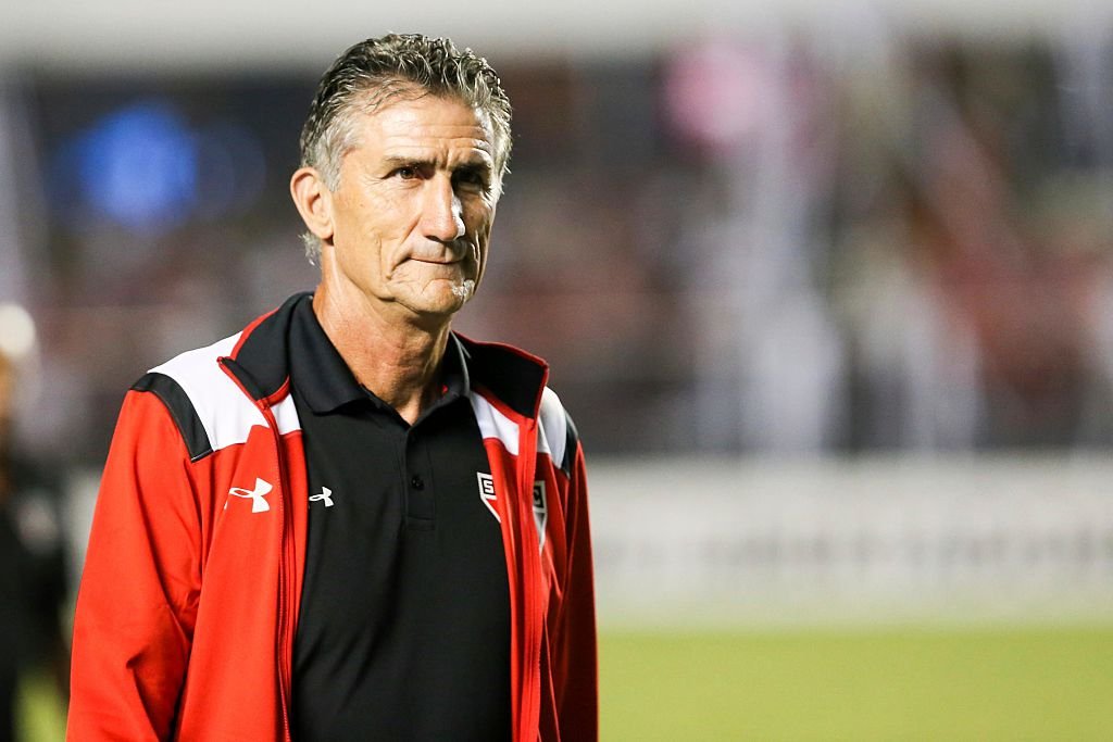 “Patón” Bauza, ex-técnico do São Paulo, perdeu a fala, diz assistente ...