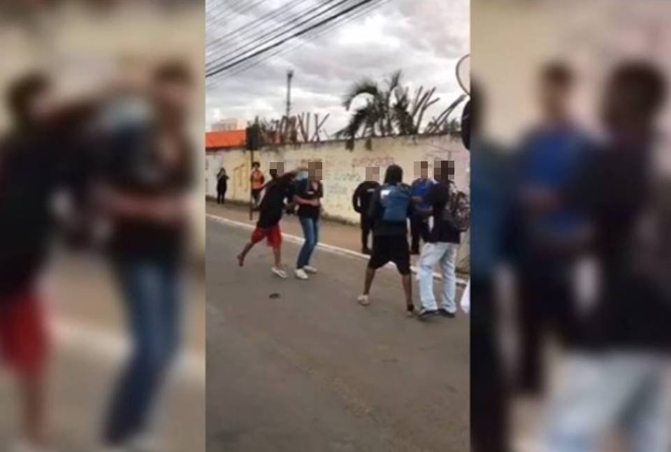 Novas imagens mostram jovem espancado em saída de escola no DF | Metrópoles