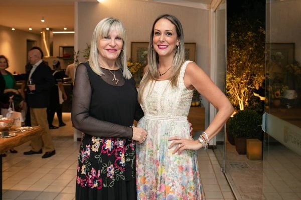 Flavia Torres celebra a vida em festa intimista para amigos | Metrópoles