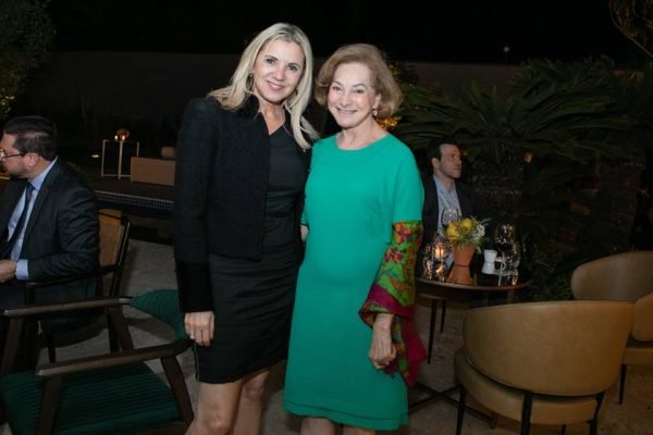 Flavia Torres celebra a vida em festa intimista para amigos | Metrópoles