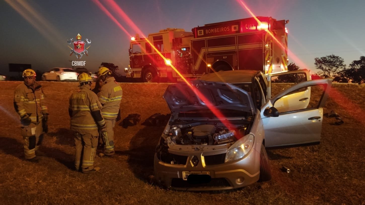 Bebê é arremessada para fora do carro em acidente em Santa Maria ...