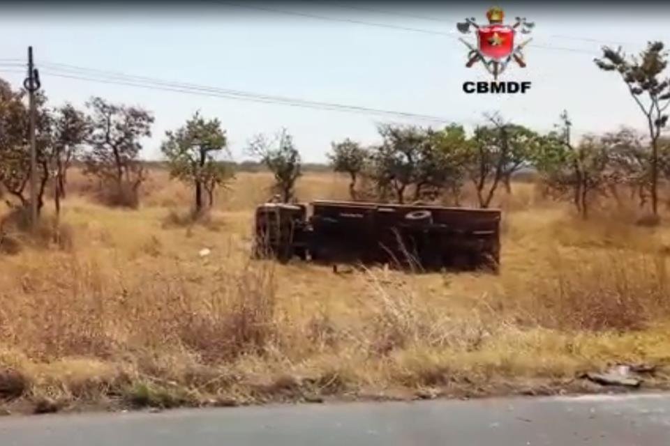 Acidente com caminhão na BR-020 deixa uma pessoa morta e outra ferida ...